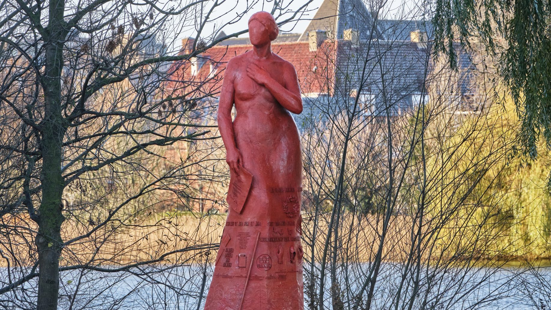 Women, Memory and the Future of Public Space: Rethinking Monuments ...